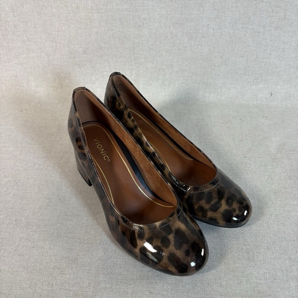Vionic | Shoes | Vionic Womens Camel Heel Pump Black Brown Leopard ...